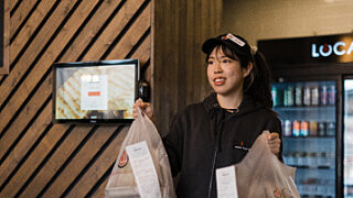 Your Guide To: Online Ordering & Delivery | Learn with Toaast