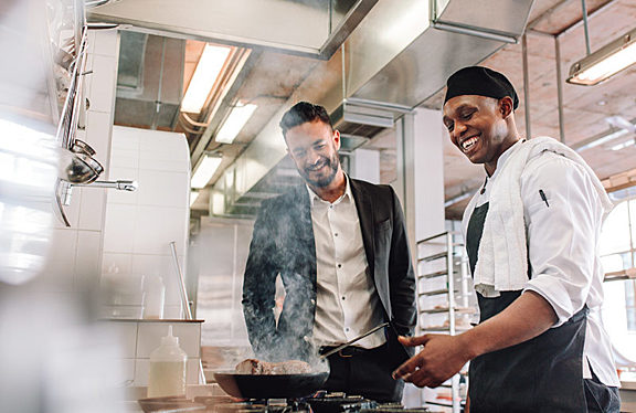 How to Write a Restaurant Assistant Manager Job Description (Duties ...