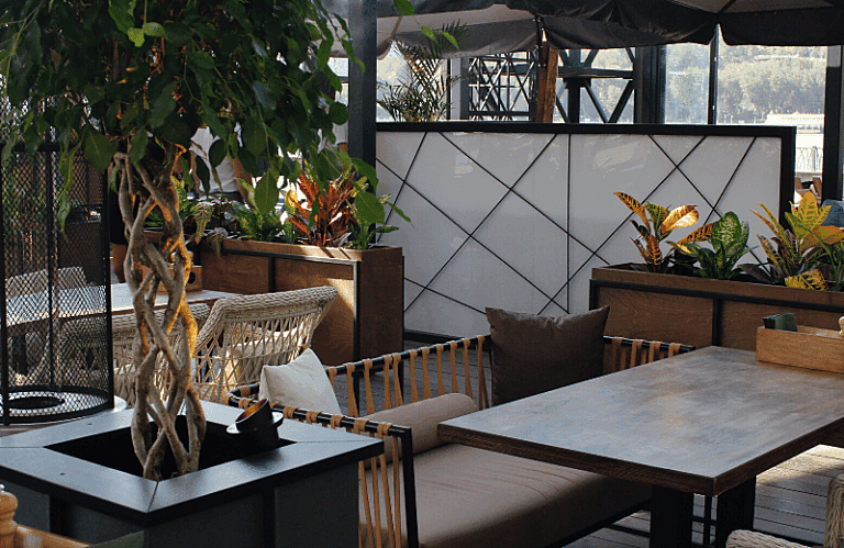 How to Incorporate Minimalist Design in Your Restaurant - On the Line ...