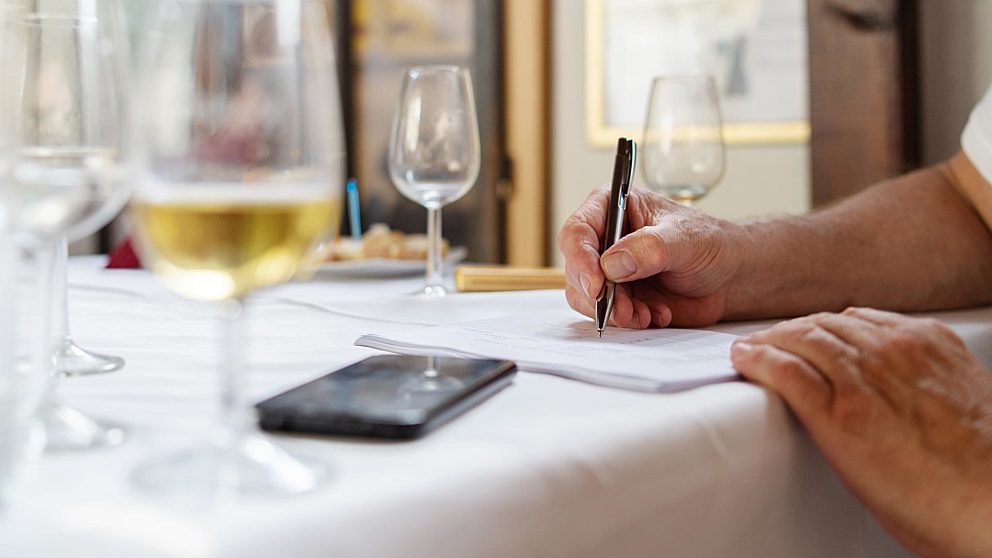 How To Write Restaurant Job Descriptions Around Values On The Line Toast POS how-to-write-restaurant-job-descriptions-around-values-on-the-line-toast-pos