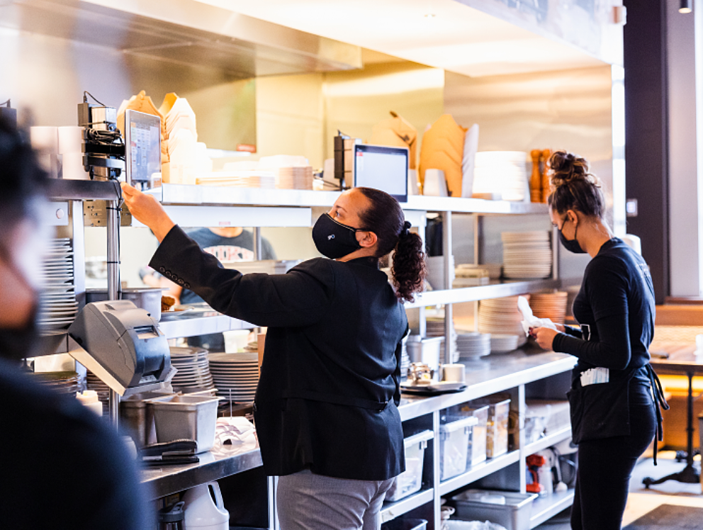 Your Guide To: Online Ordering & Delivery | Learn with Toaast