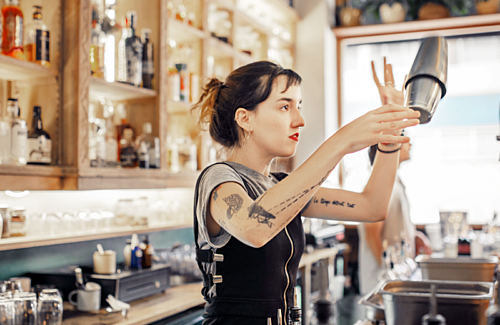 How to Train a Bartender: Bartender Training Program (Free Manual Template) - On the Line ...