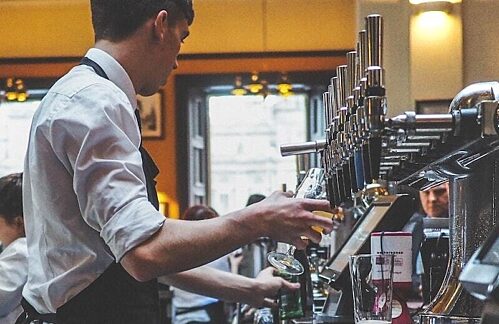 What is a bartender? - Meaning, Description - On the Line | Toast POS