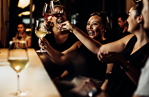 The Benefits of Sommelier Training (+ the Best Sommelier Training ...