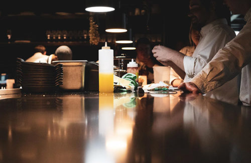 How to Run a Pre-Shift Meeting With Restaurant Staff (Template) - On ...