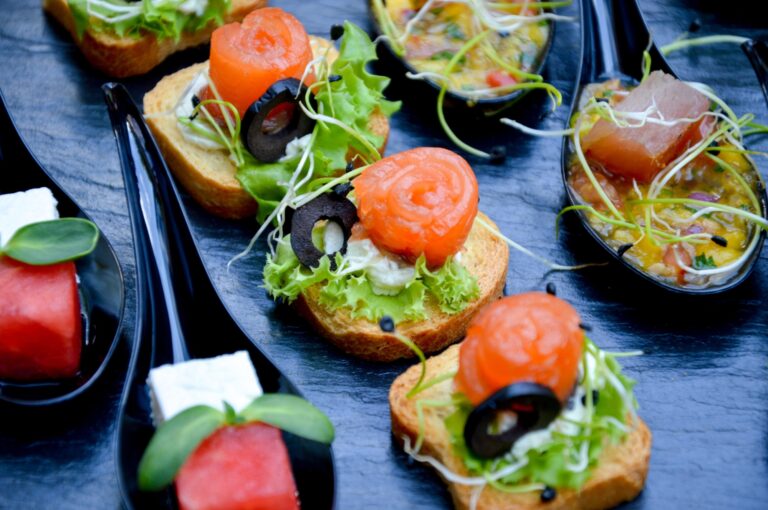15 BEST Unique Catering Business Ideas and Concepts (2024) | On the ...