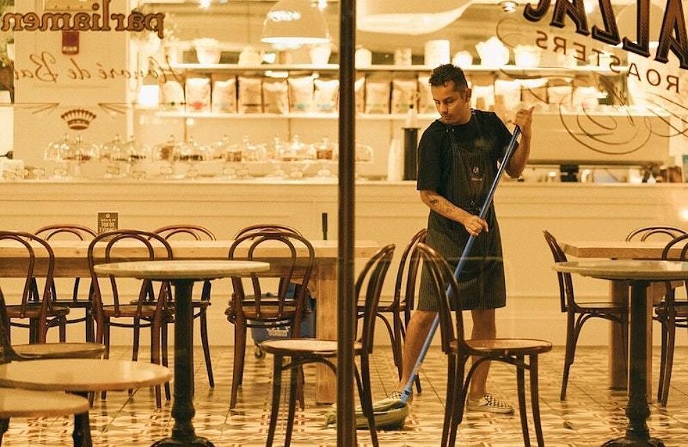 Coffee Shop Cleaning Checklist: The Ultimate Guide (2024) | On the Line ...