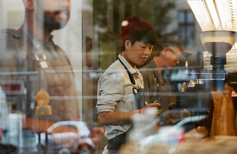 How to Design a Restaurant Floor Plan: Restaurant Layouts, Blueprints ...