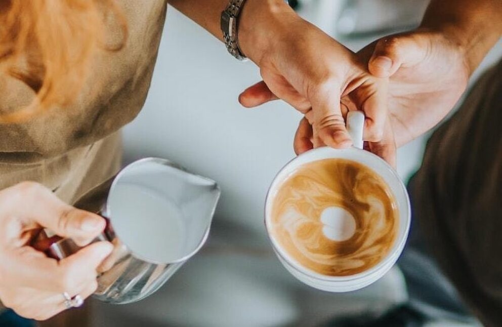 How to Train a Barista: Barista Training Program (Free Manual Template ...